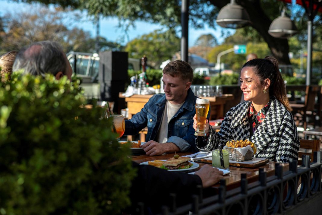 Happy hour para cortar la tarde con picada y aperitivos en Pizza Cero ...